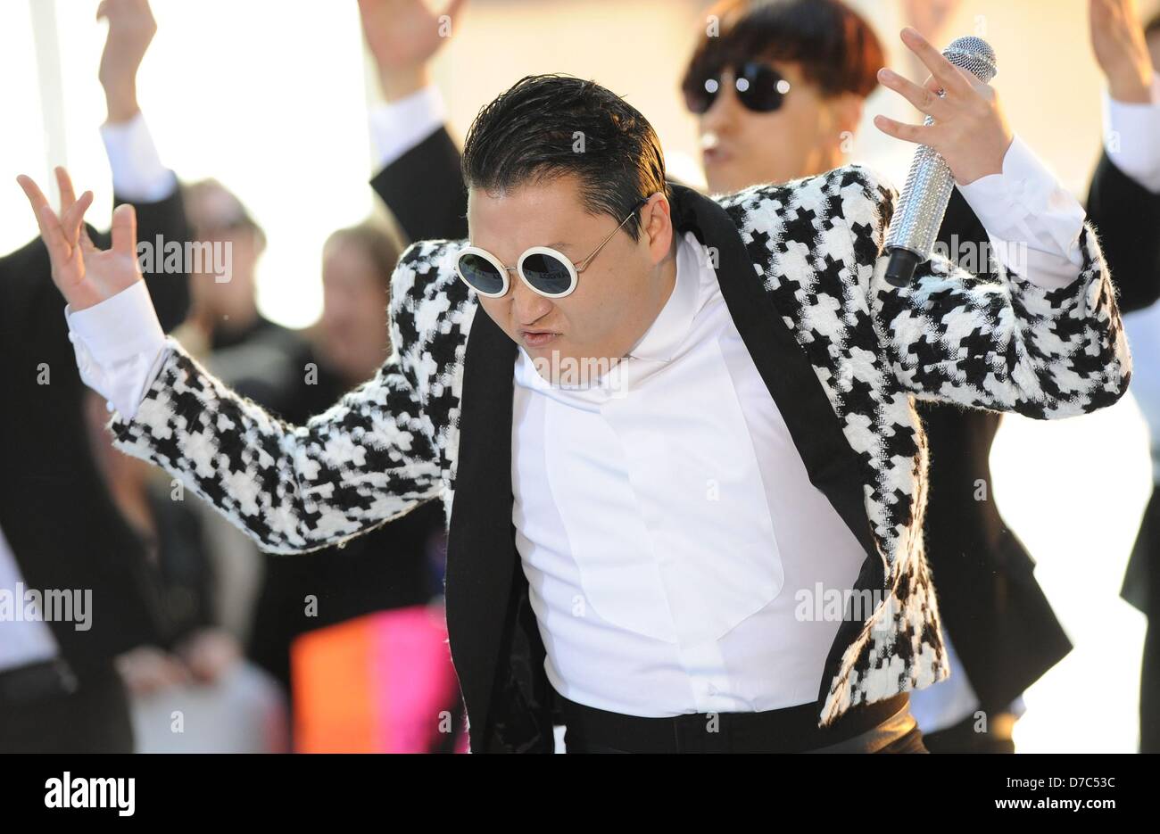 New York, USA. 3rd May 2013. Psy on stage for NBC Today Show Toyota ...