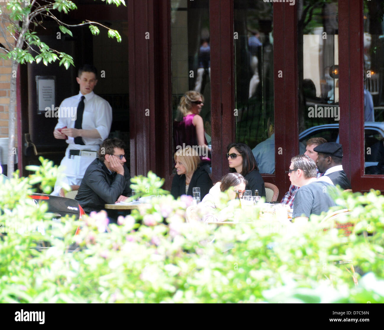 Bradley Cooper and his mother Gloria Cooper have lunch at Parc ...