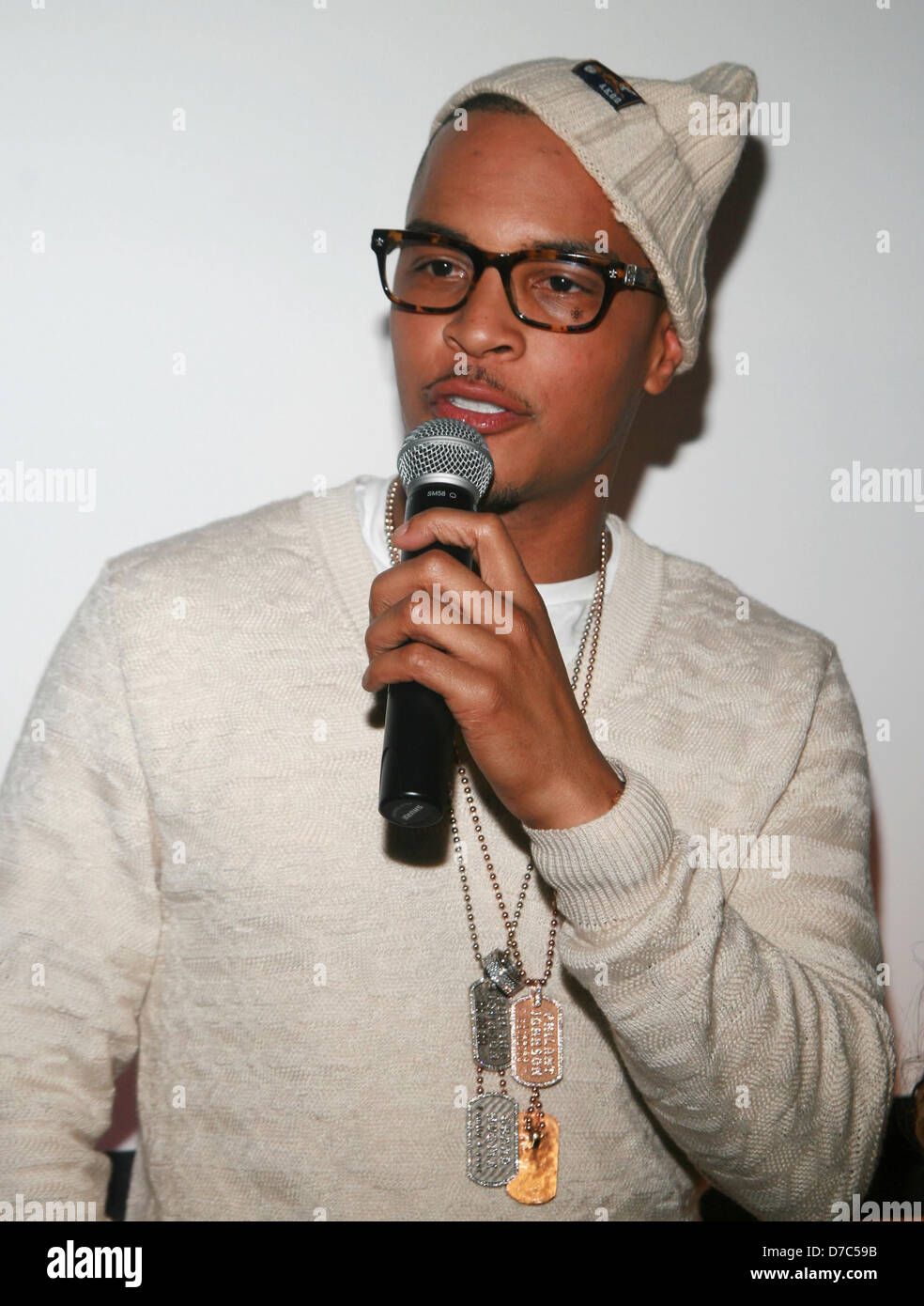 Series i 11 hi-res stock photography and images - Alamy