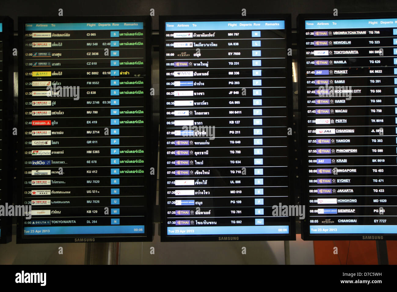 Airport information board , Suvarnabhumi International Airport ...