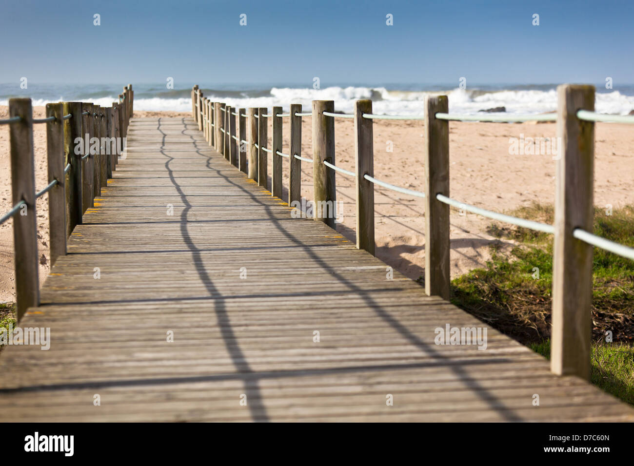 Ocean view surf walkway beach hi-res stock photography and images - Alamy