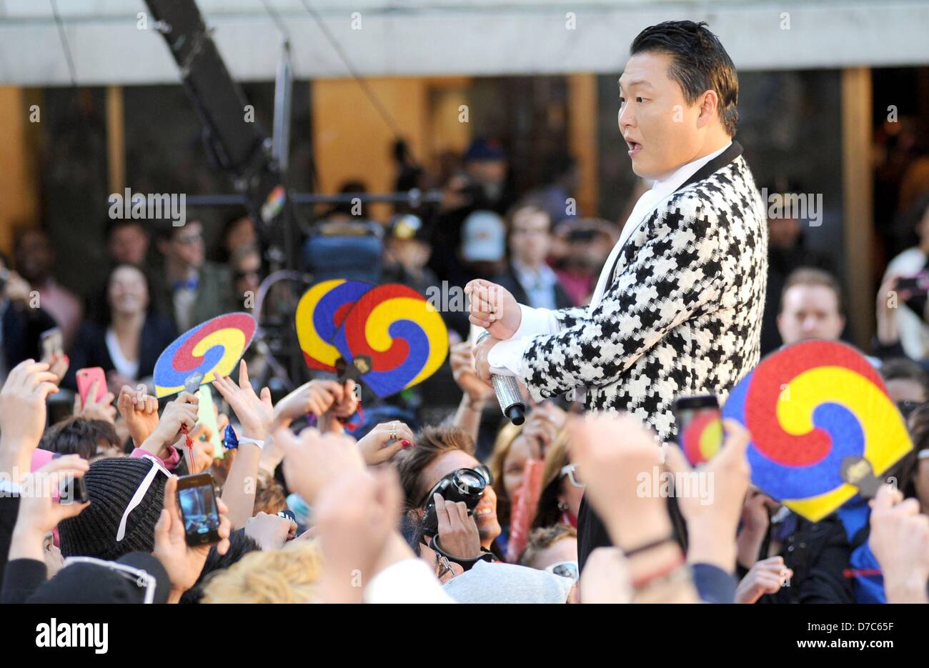 New York, USA. 3rd May 2013. Psy on stage for NBC Today Show Toyota ...