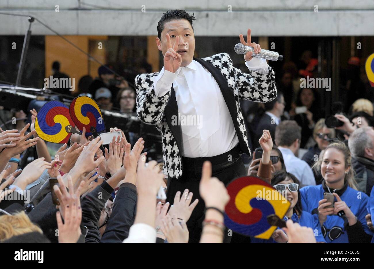 New York, USA. 3rd May 2013. Psy on stage for NBC Today Show Toyota ...