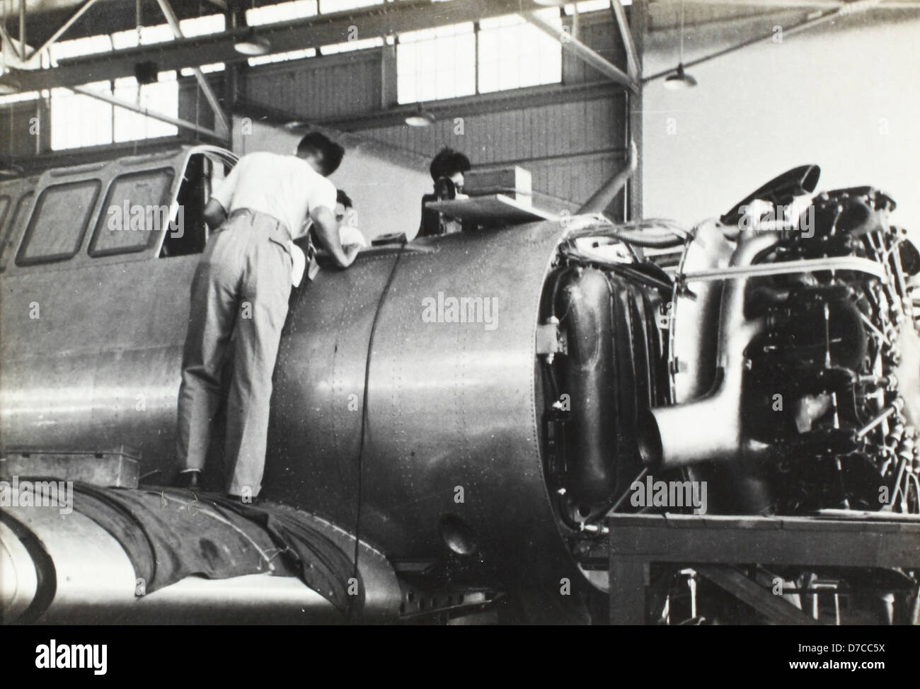 Aircraft assembly plant hi-res stock photography and images - Alamy