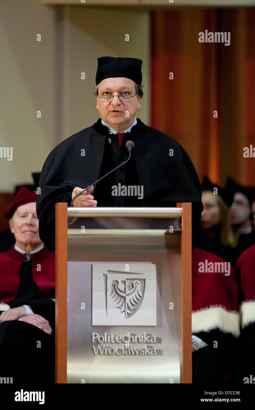 European Commission President Jose Manuel Barroso awarded with the ...