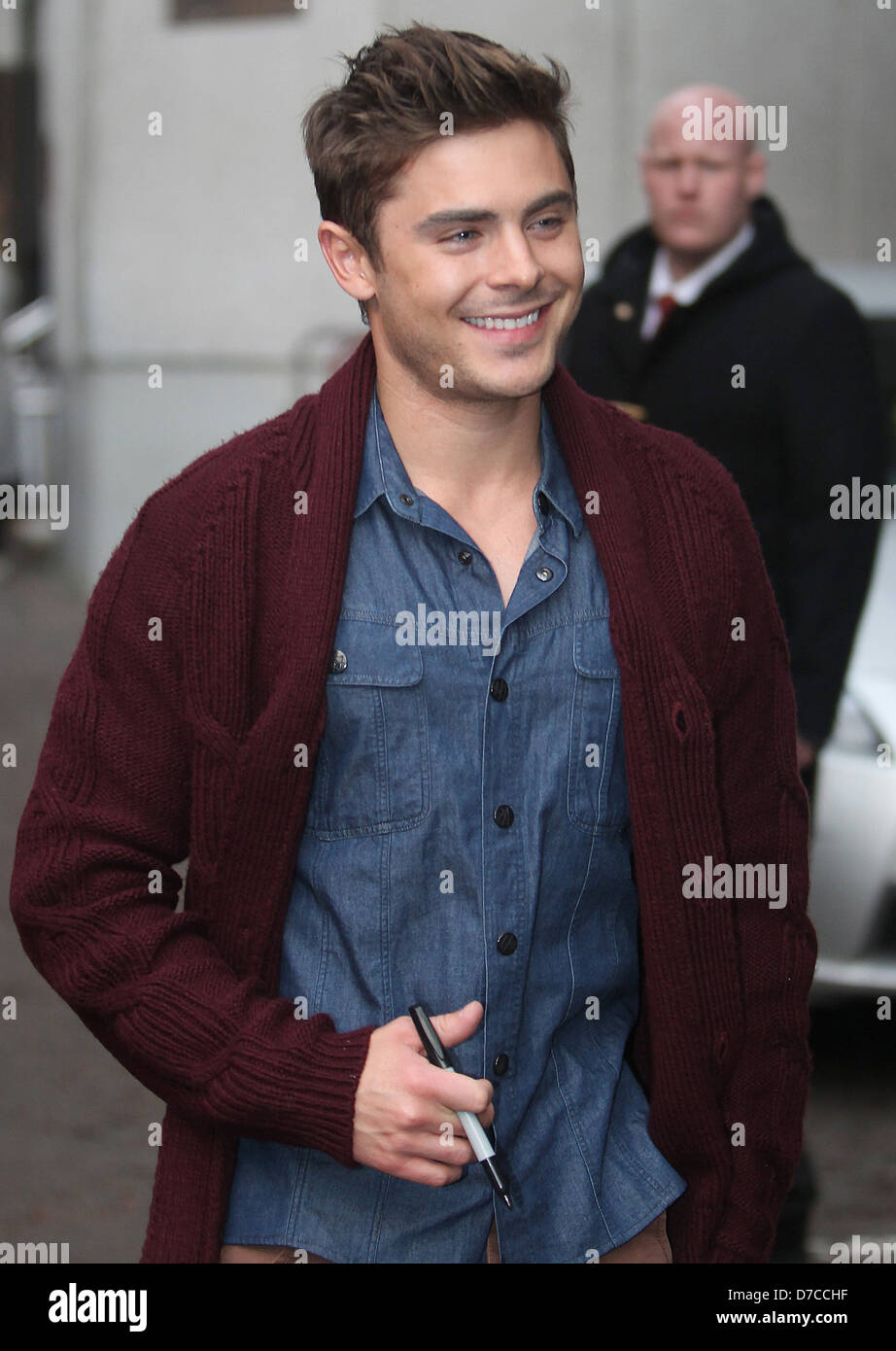 Zac Efron at the ITV studios London, England - 01.12.11 Stock Photo - Alamy
