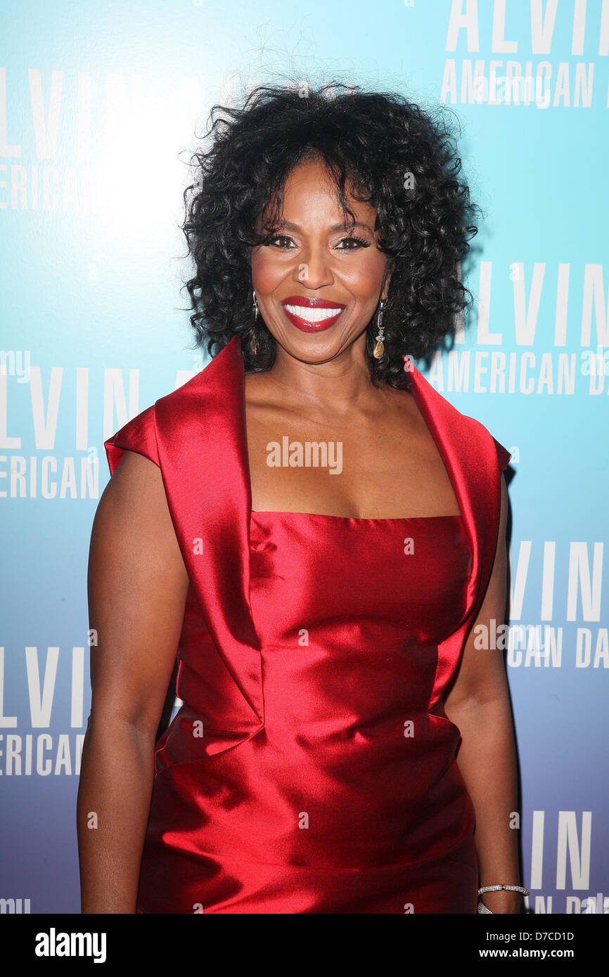 Pauletta pearson washington hi-res stock photography and images - Alamy