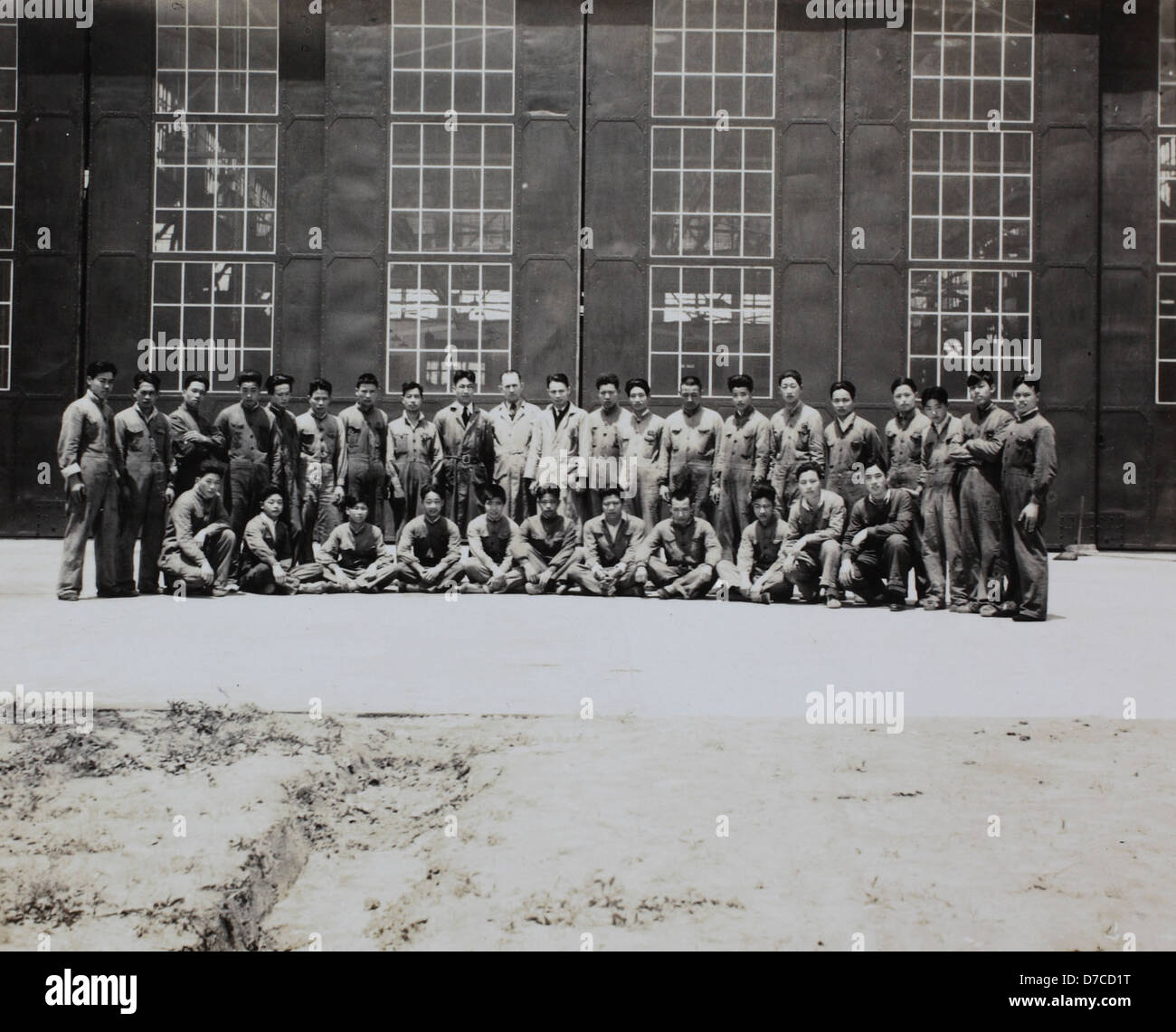 Machine shop crew hi-res stock photography and images - Alamy