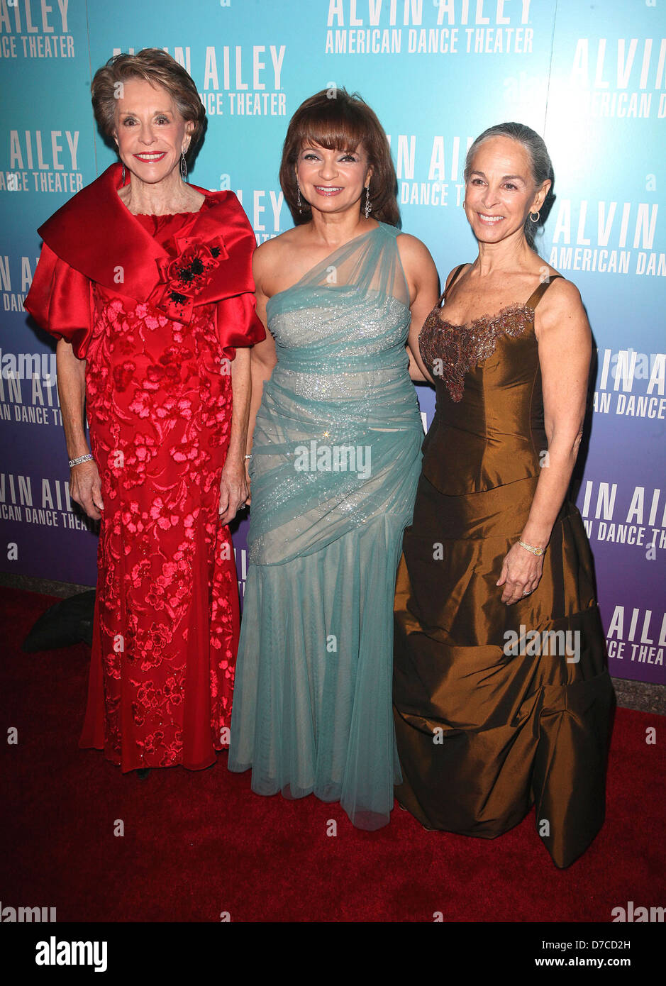 Glorya Kaufman, Kathy Chenault, Guests Alvin Ailey American Dance ...