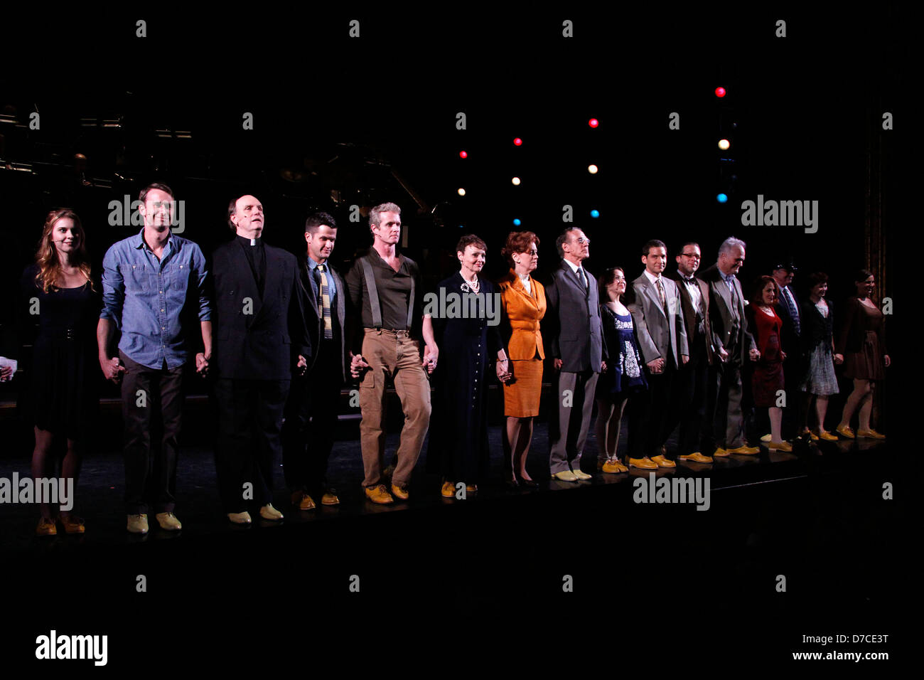 Brian O'Brien, Linda Balgord, Karen Murphy, Mark Jacoby, Joy Hermalyn ...