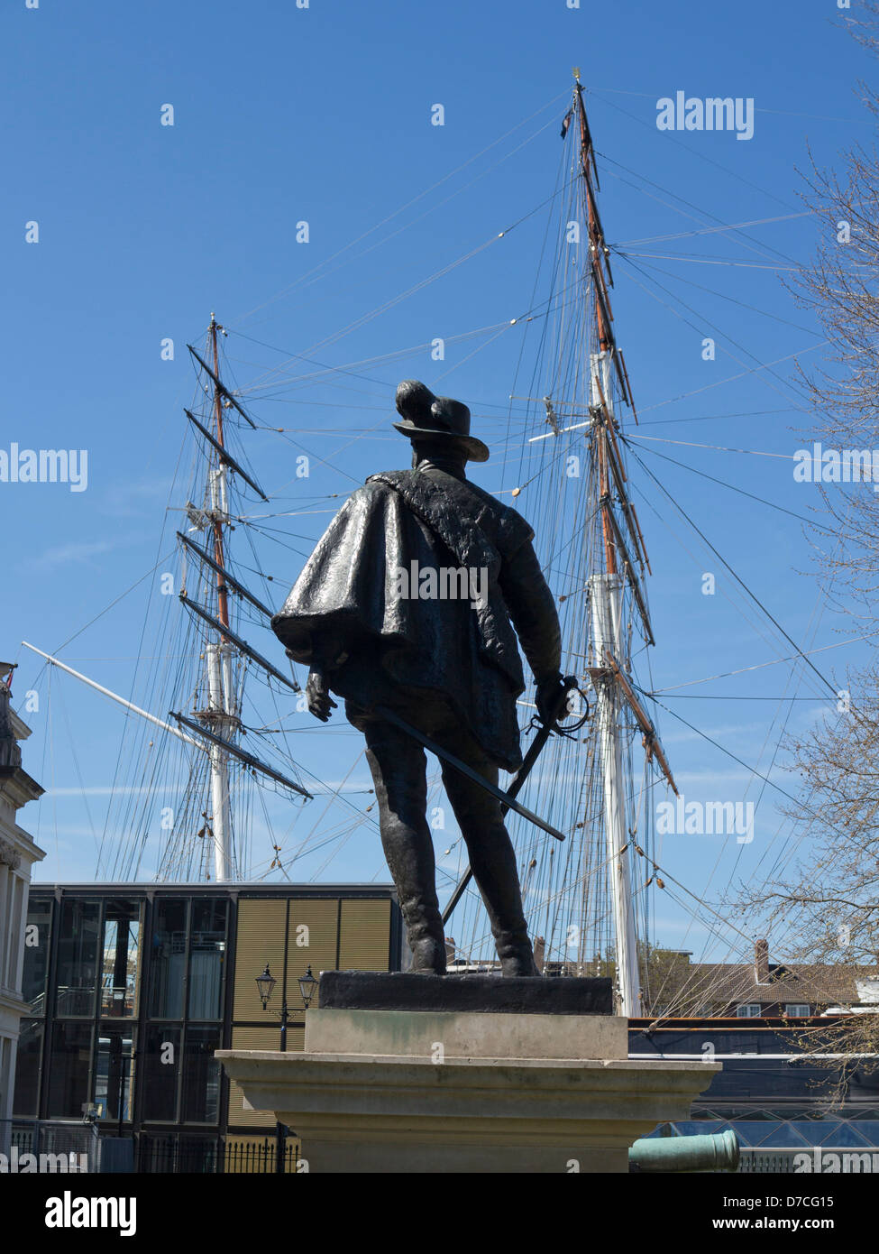 Raleigh ship hi-res stock photography and images - Alamy
