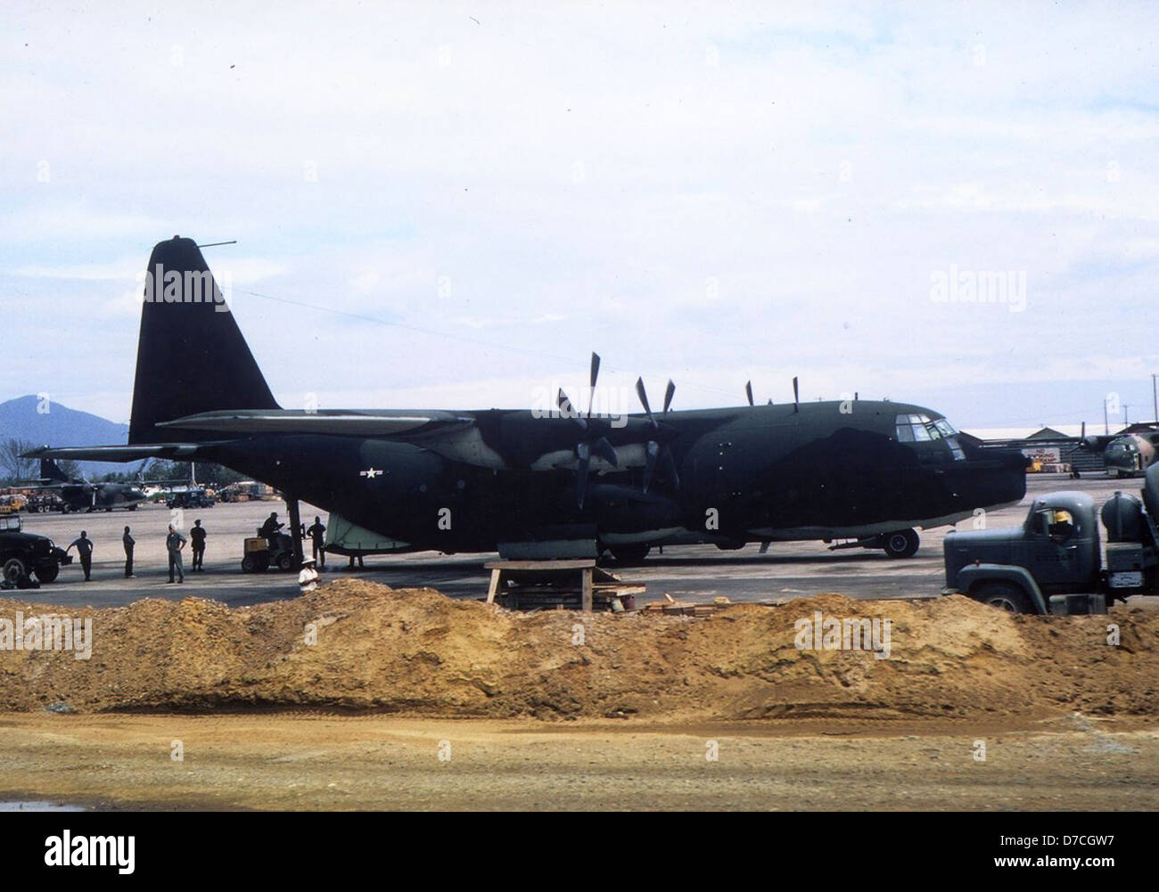 Lockheed hc 130 hi-res stock photography and images - Alamy