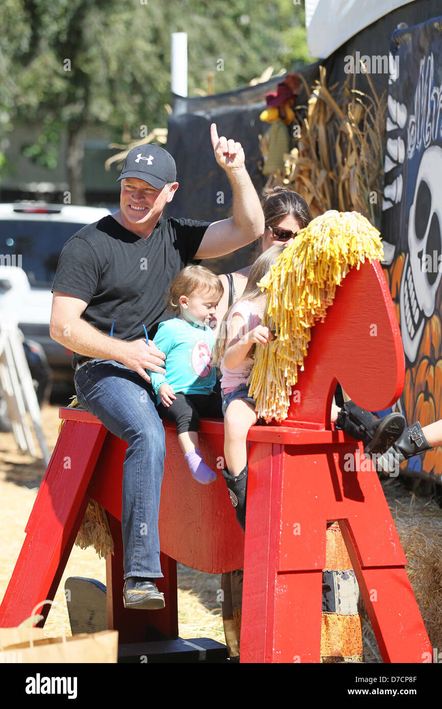 Ruve robertson hi-res stock photography and images - Alamy