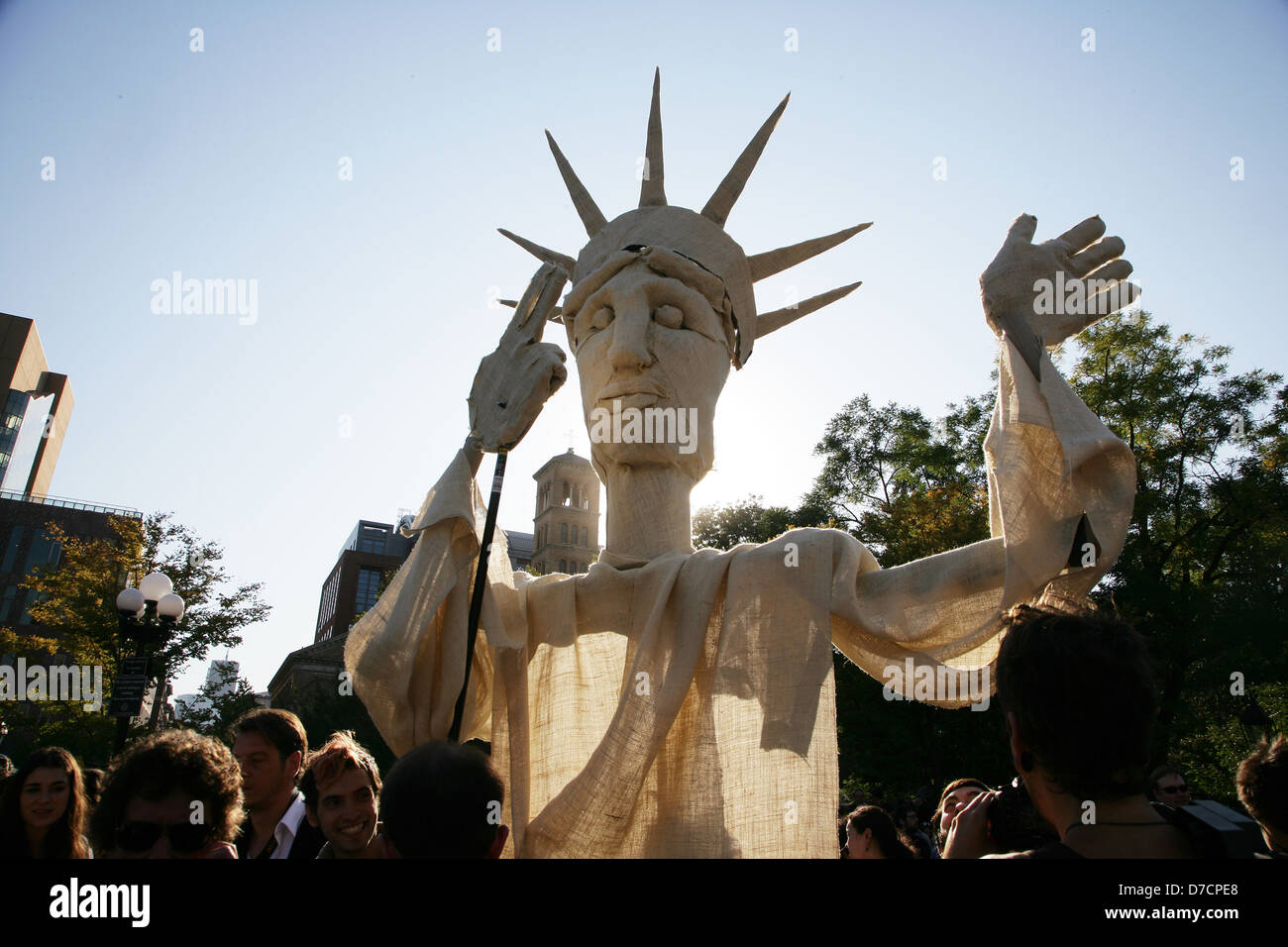 A large Statue of Liberty puppet joins the Wall Street protesters in ...