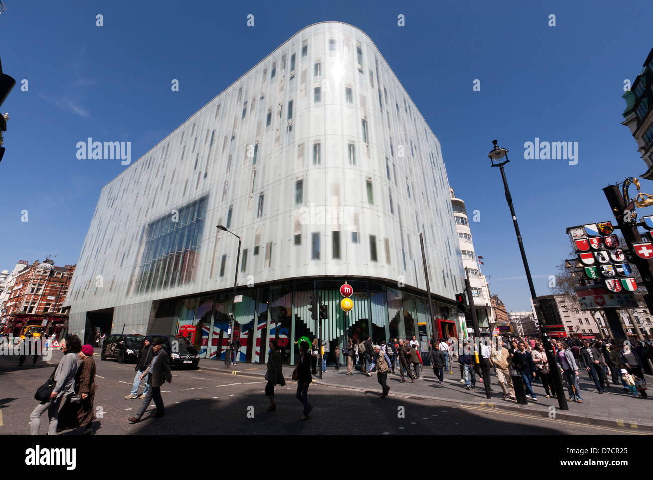 The m london building hi-res stock photography and images - Alamy