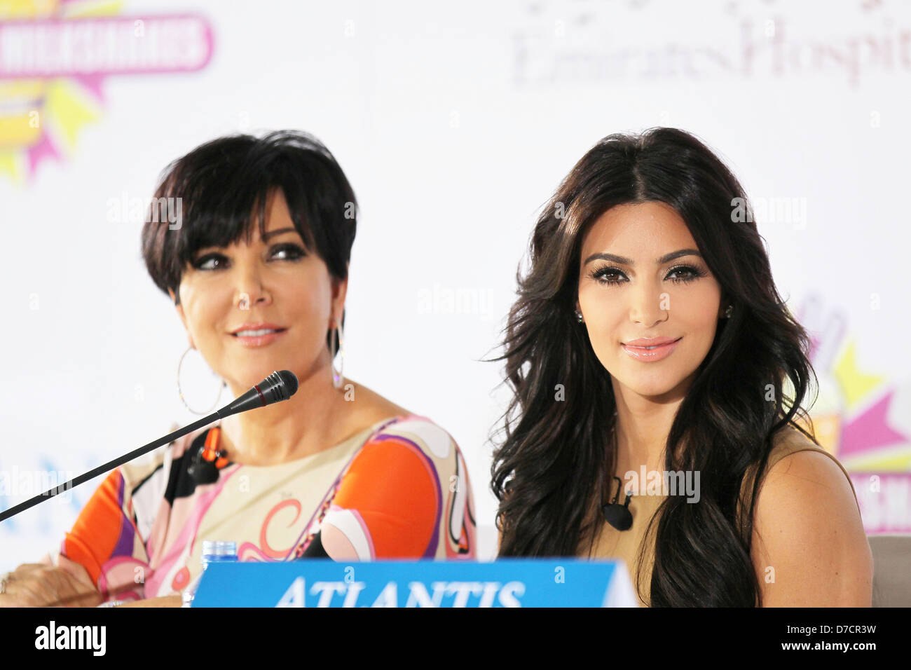 Kim kardashian millions of milkshakes hi-res stock photography and ...