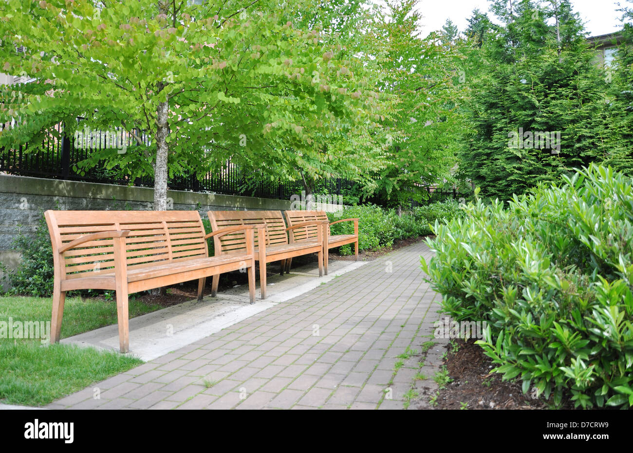 Garden pathway chair hi-res stock photography and images - Alamy