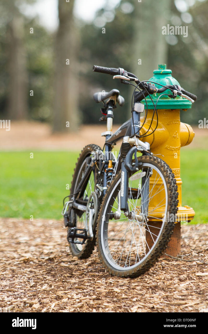 Water hydrant hi-res stock photography and images - Alamy