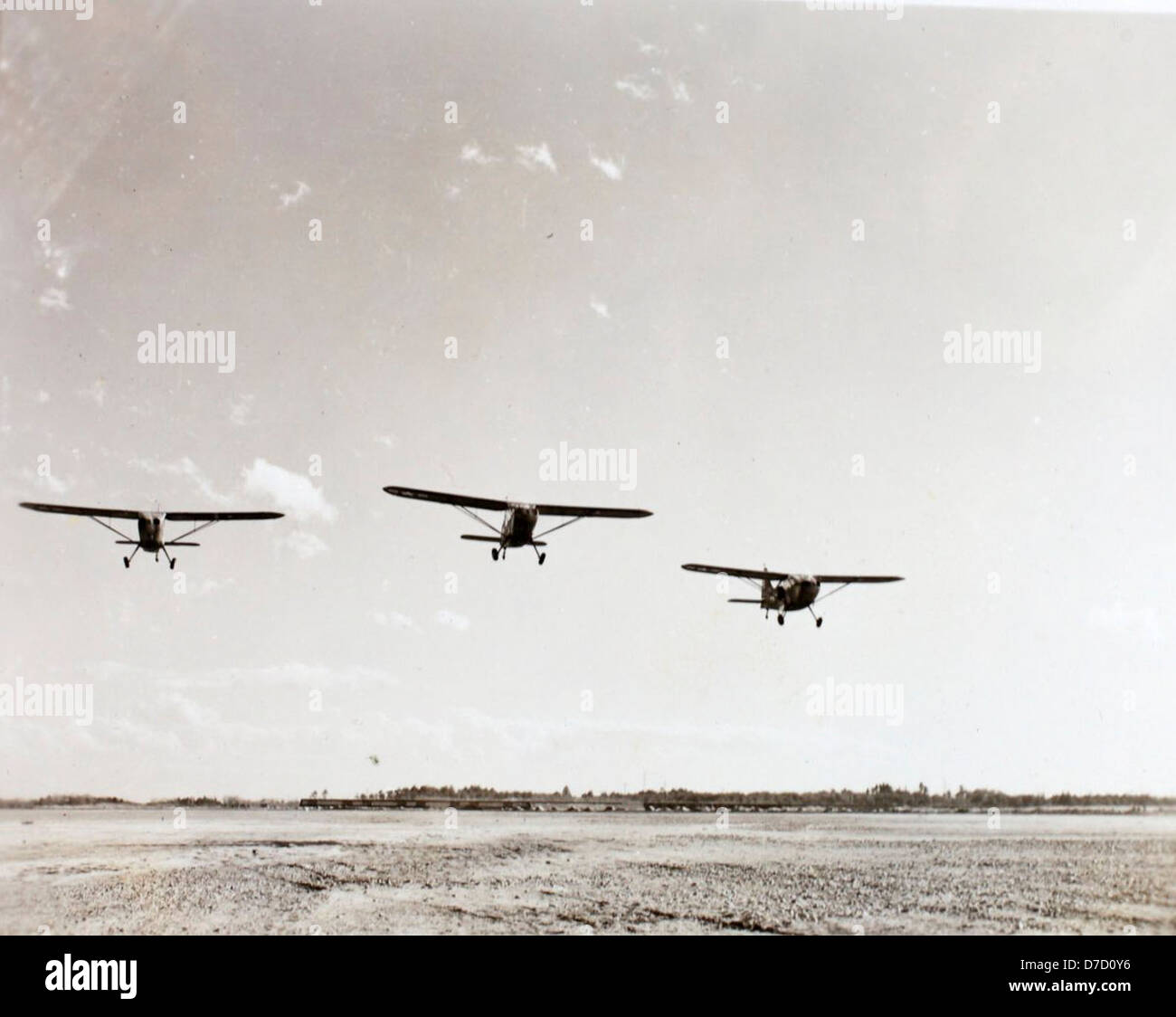 15 Daniels Album Johnson Field 1946 L-5s (1 Stock Photo - Alamy