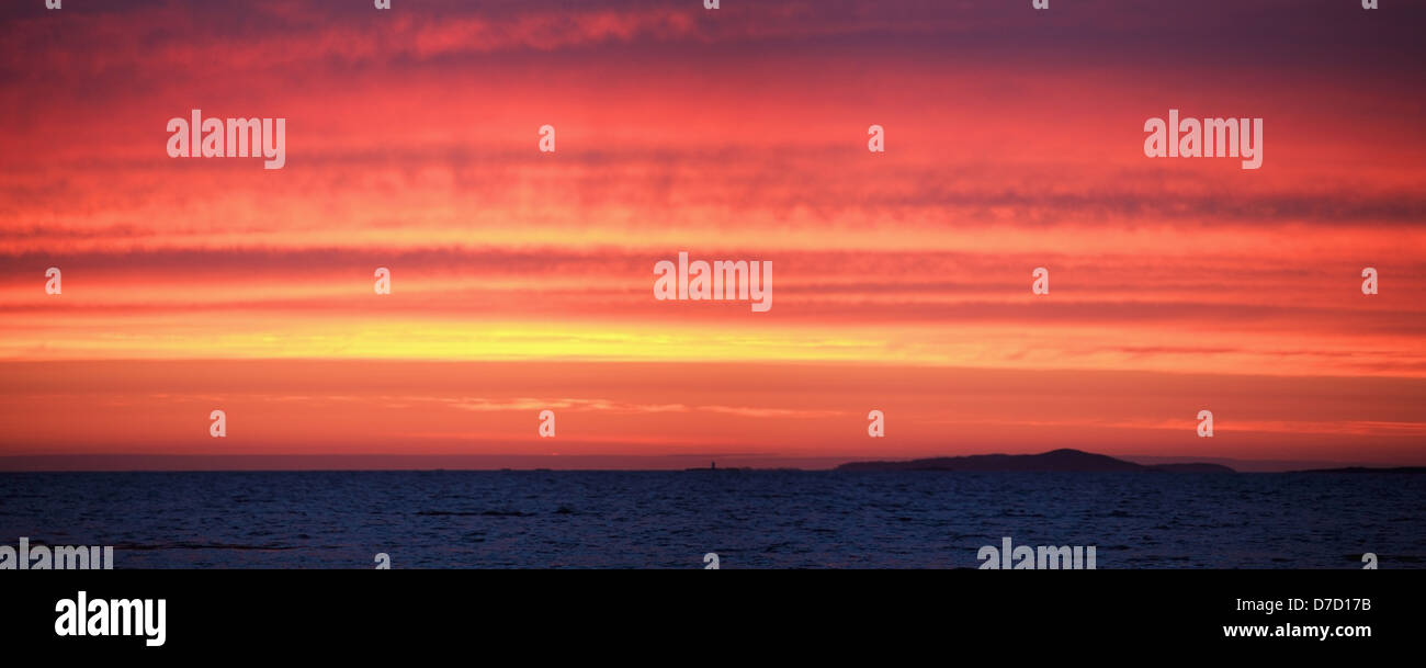 Red and orange streak hi-res stock photography and images - Alamy