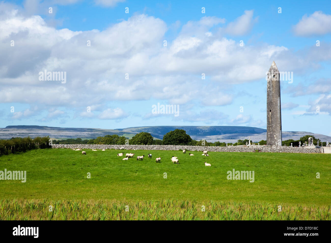 Round hill cemetery hi-res stock photography and images - Alamy