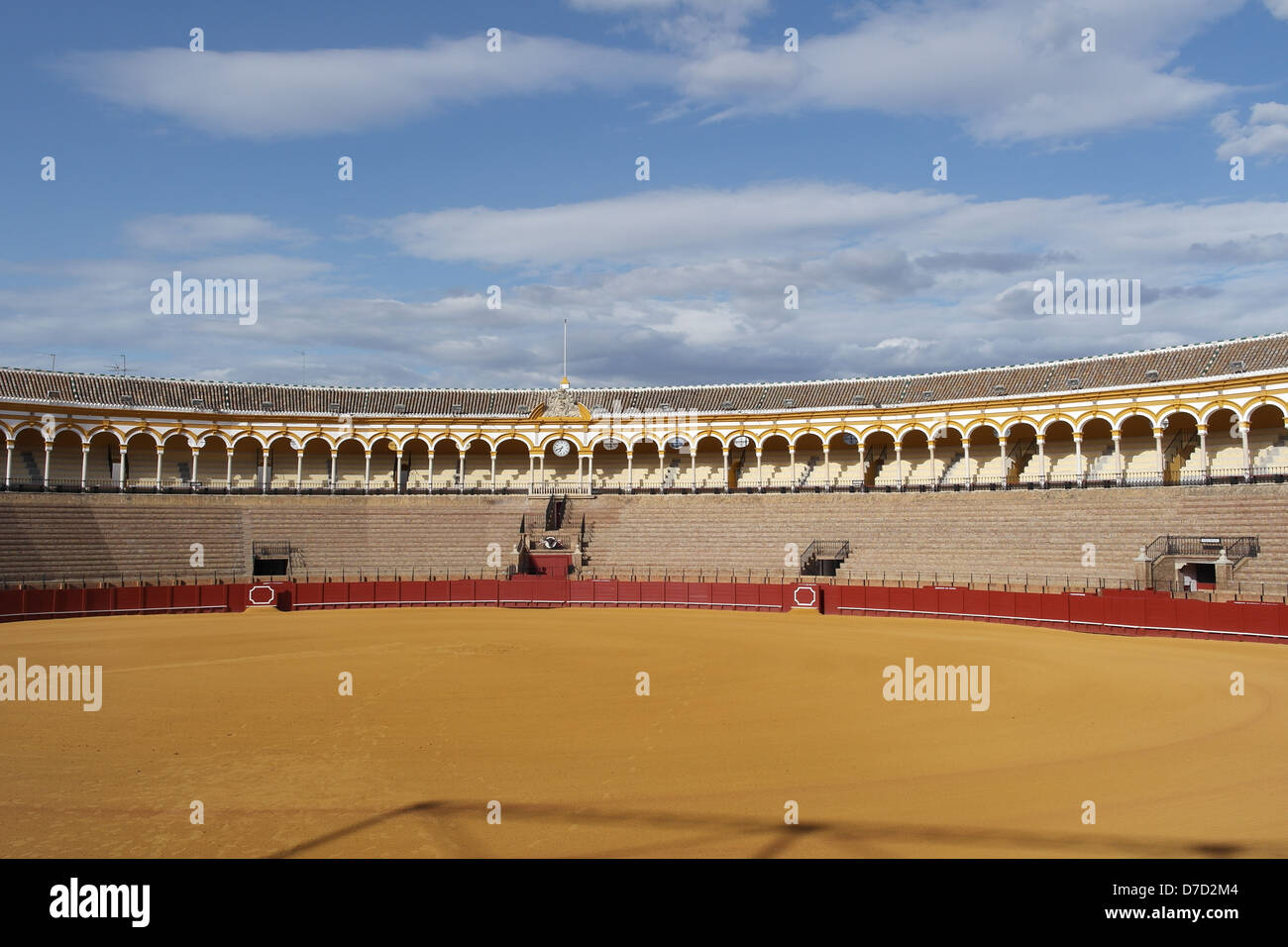 Inside Seville Bullring, its seating terraces and arches Stock Photo ...