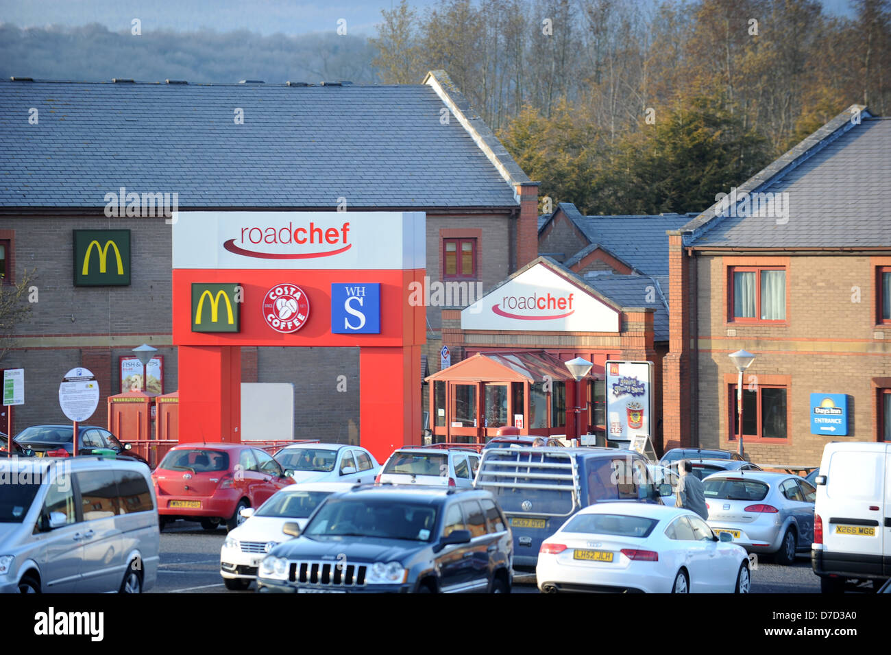 M4 motorway services hi-res stock photography and images - Alamy