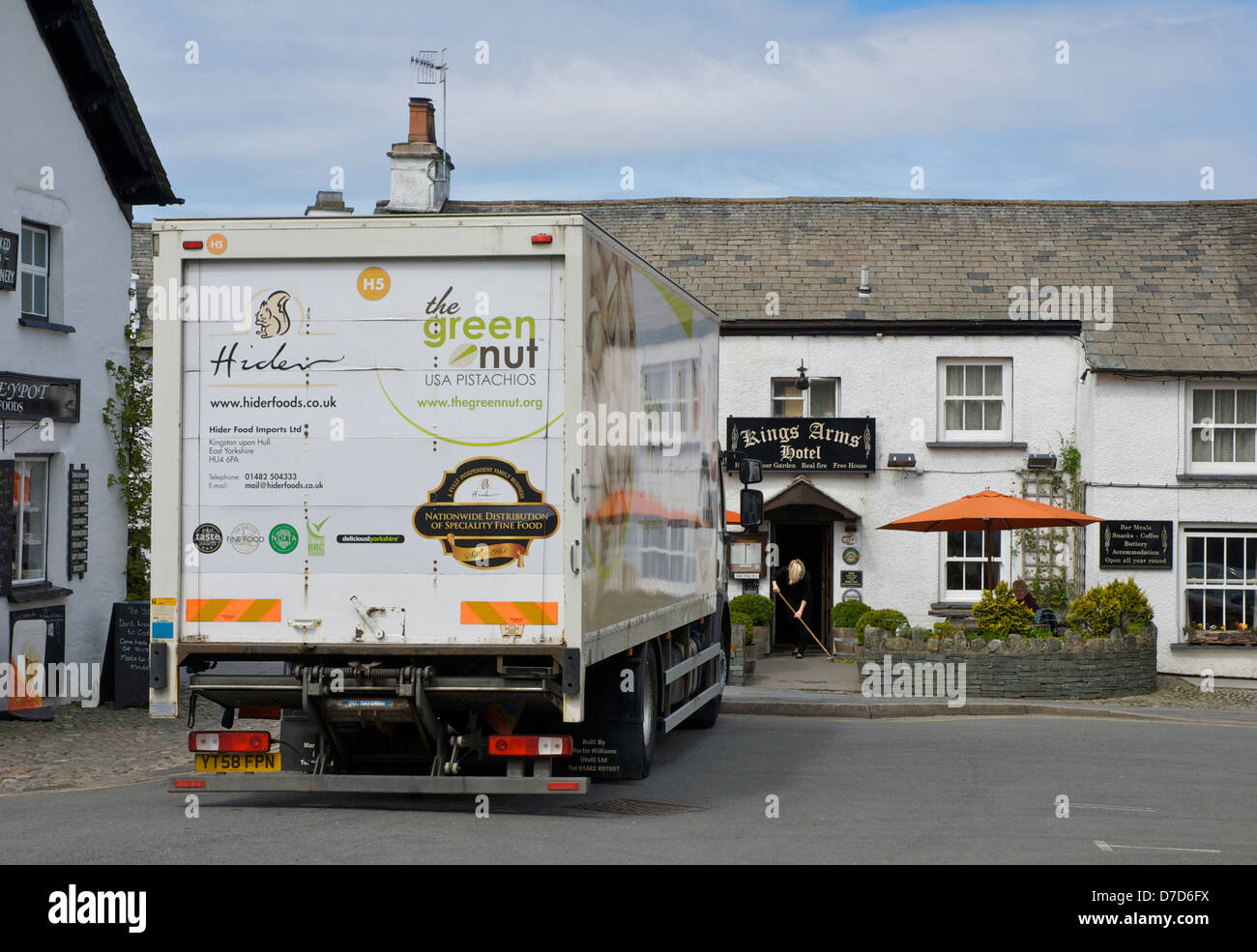 Food delivery truck hi-res stock photography and images - Alamy
