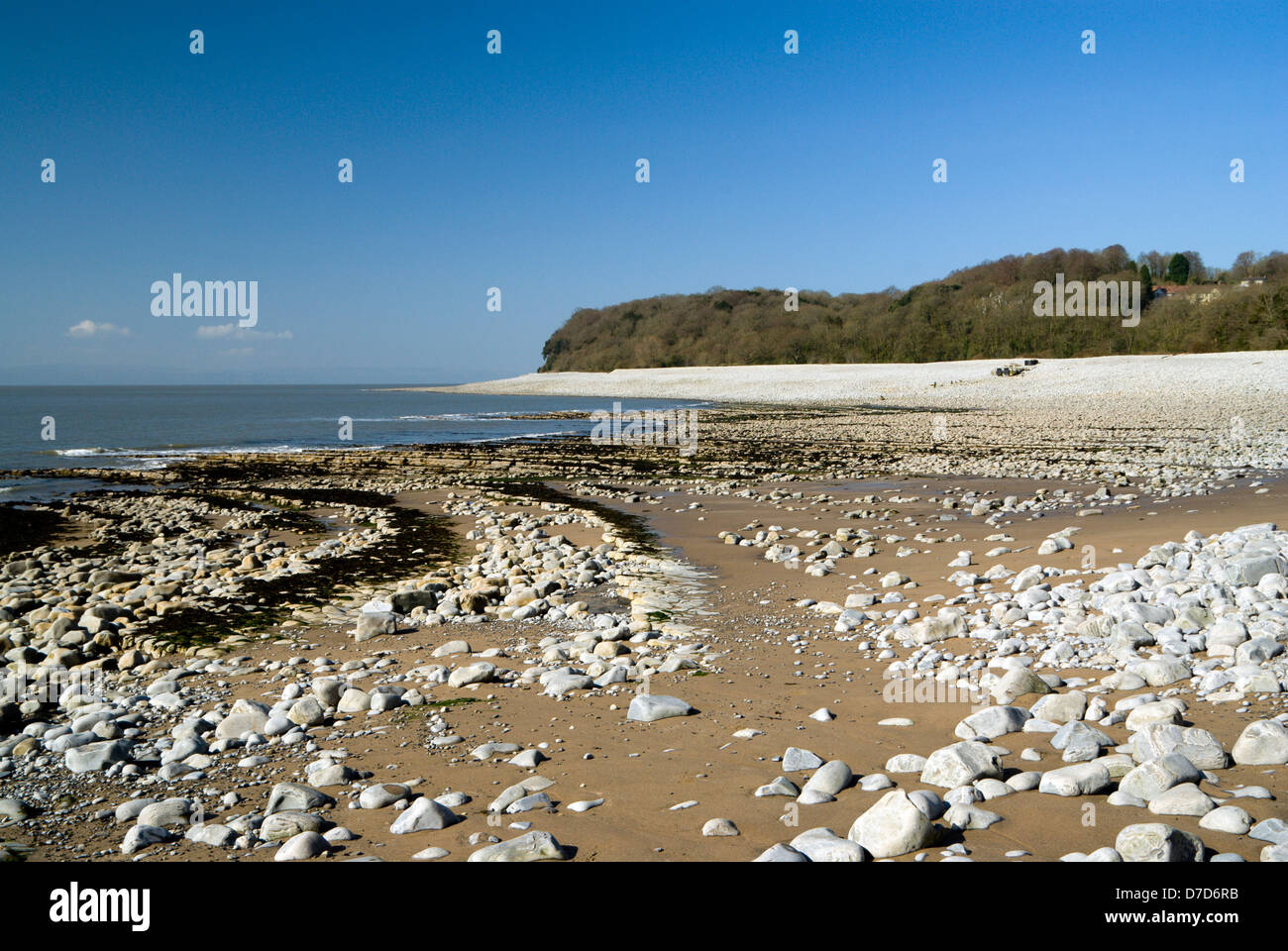 cold knap beach looking towards porthkerry, barry, vale of glamoergan ...