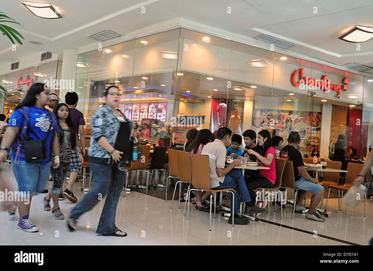Lunch Time at Chowking Restaurant Ayala Mall Cebu City Philippines ...