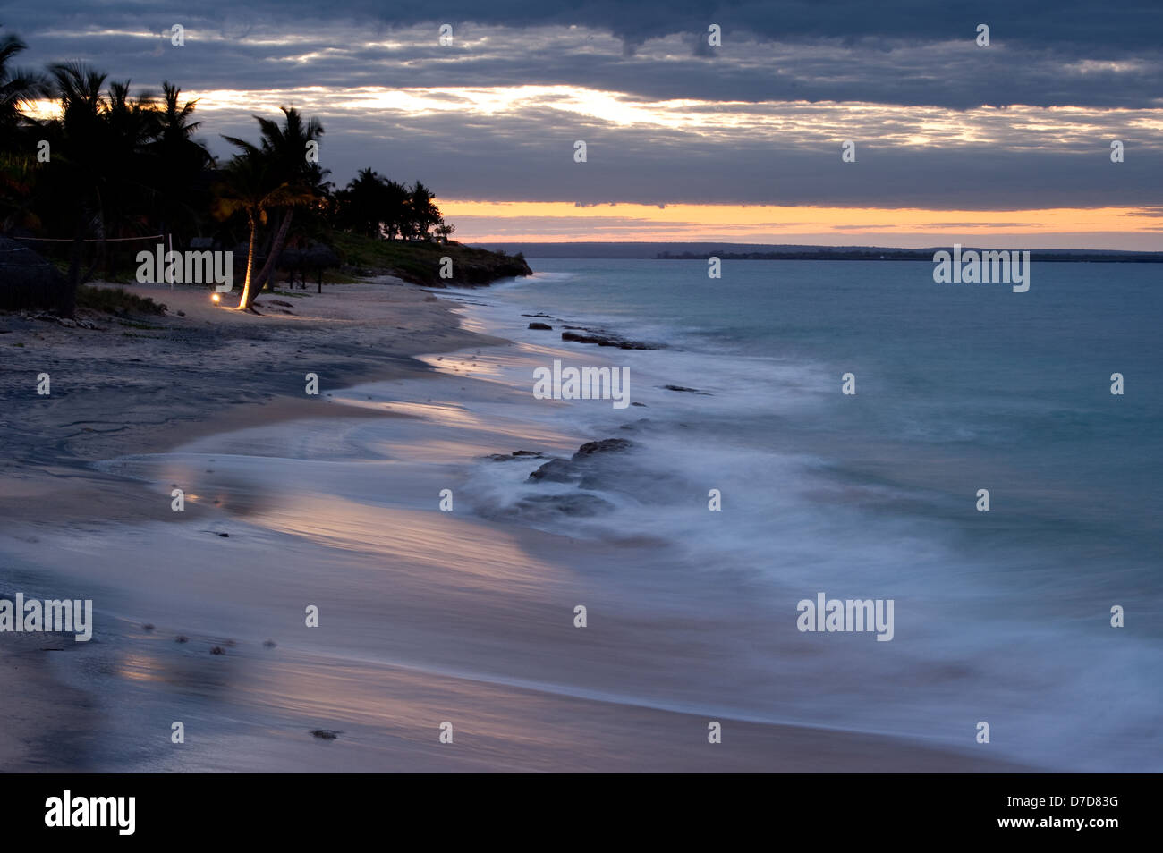 Mozambique beach and pemba hi-res stock photography and images - Alamy