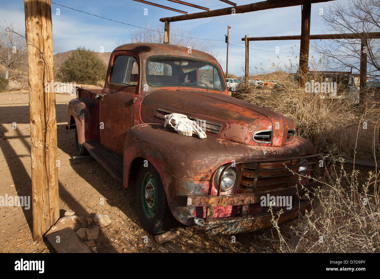 Old rusty american cars hi-res stock photography and images - Alamy