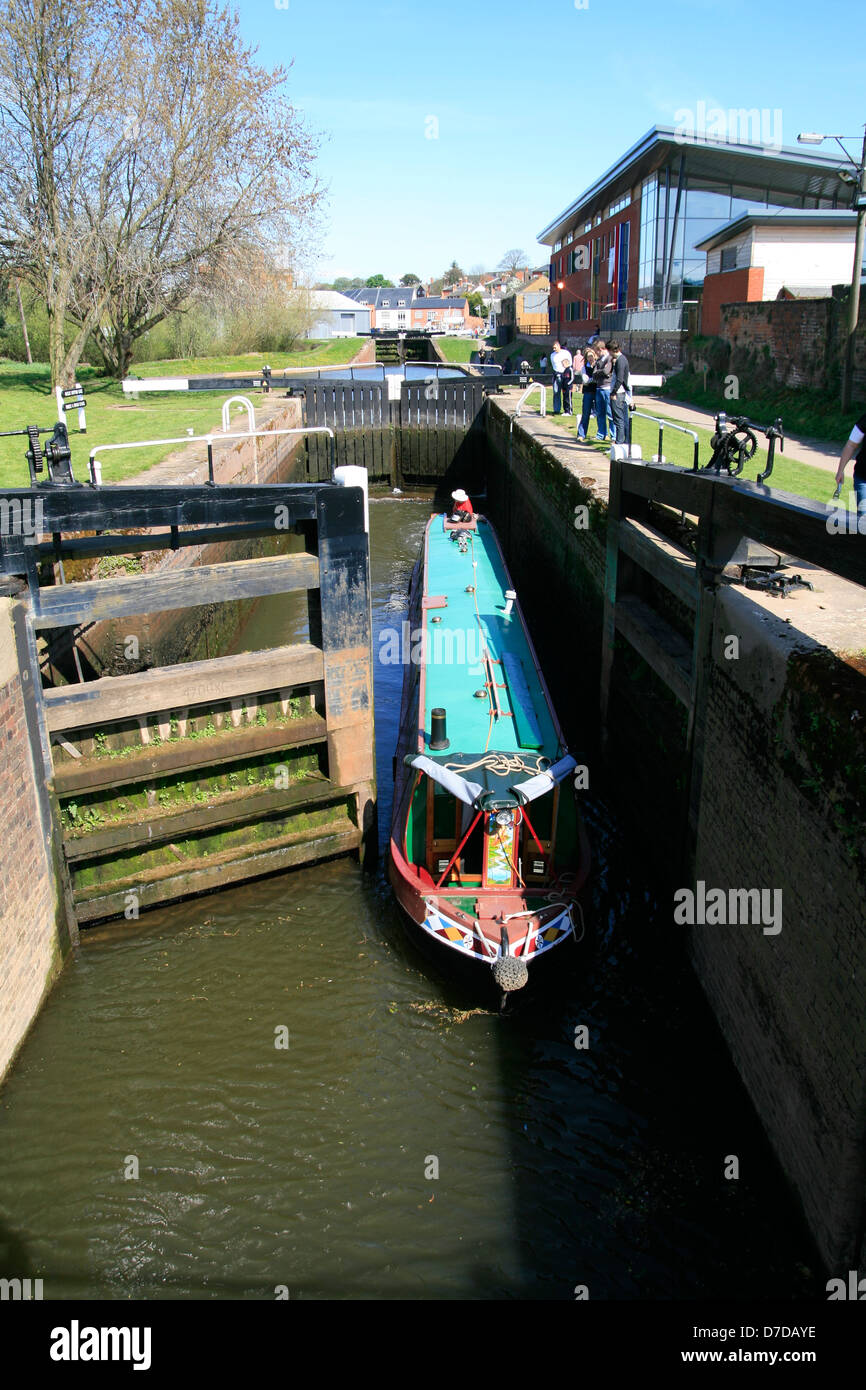 Diglis Lock Worcester and Birmingham Canal Worcester Worcestershire England UK Stock Photo - Alamy