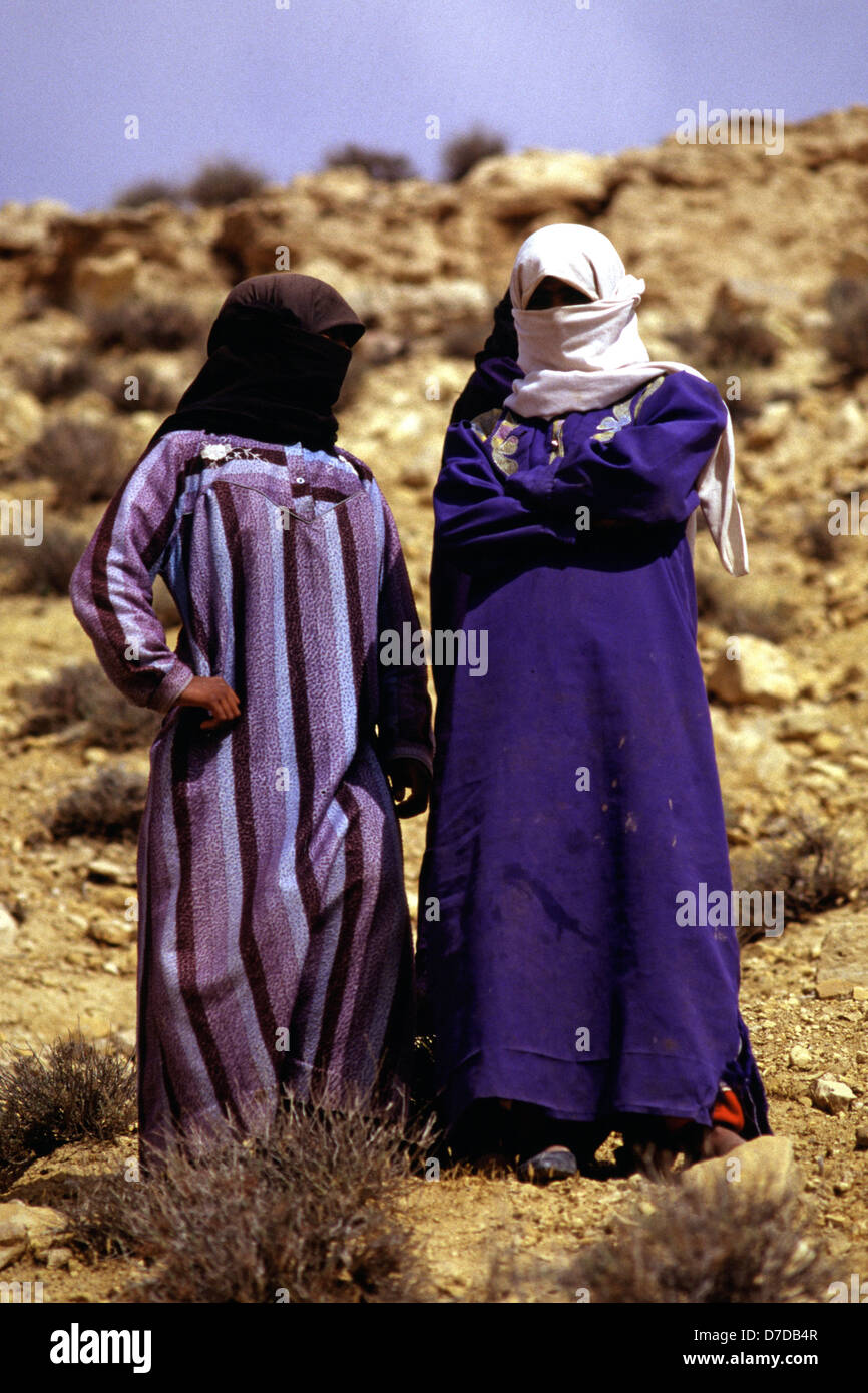 Huwaitat tribe hi-res stock photography and images - Alamy