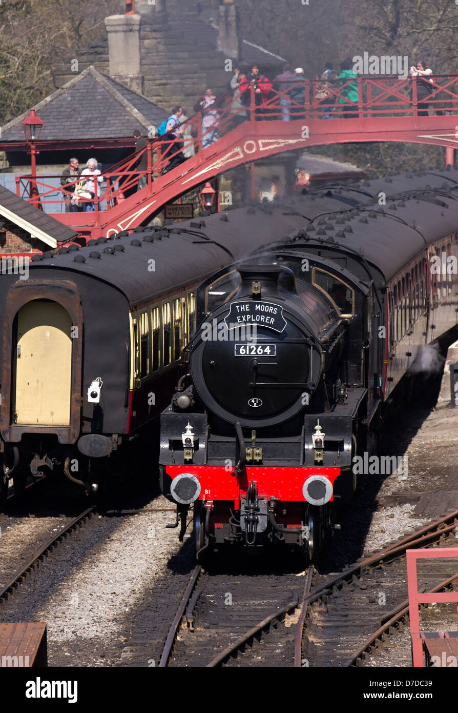 1940s Class B locomotive 61264 Class. Trains on the 40th anniversary of ...