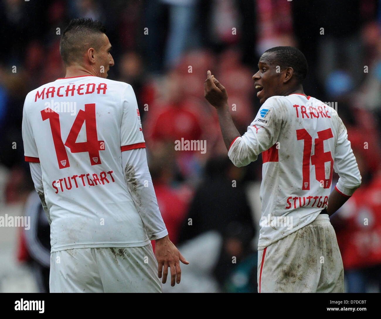 Stuttgart's Federico Macheda (L) talks to team-mate Ibrahima Traoré ...