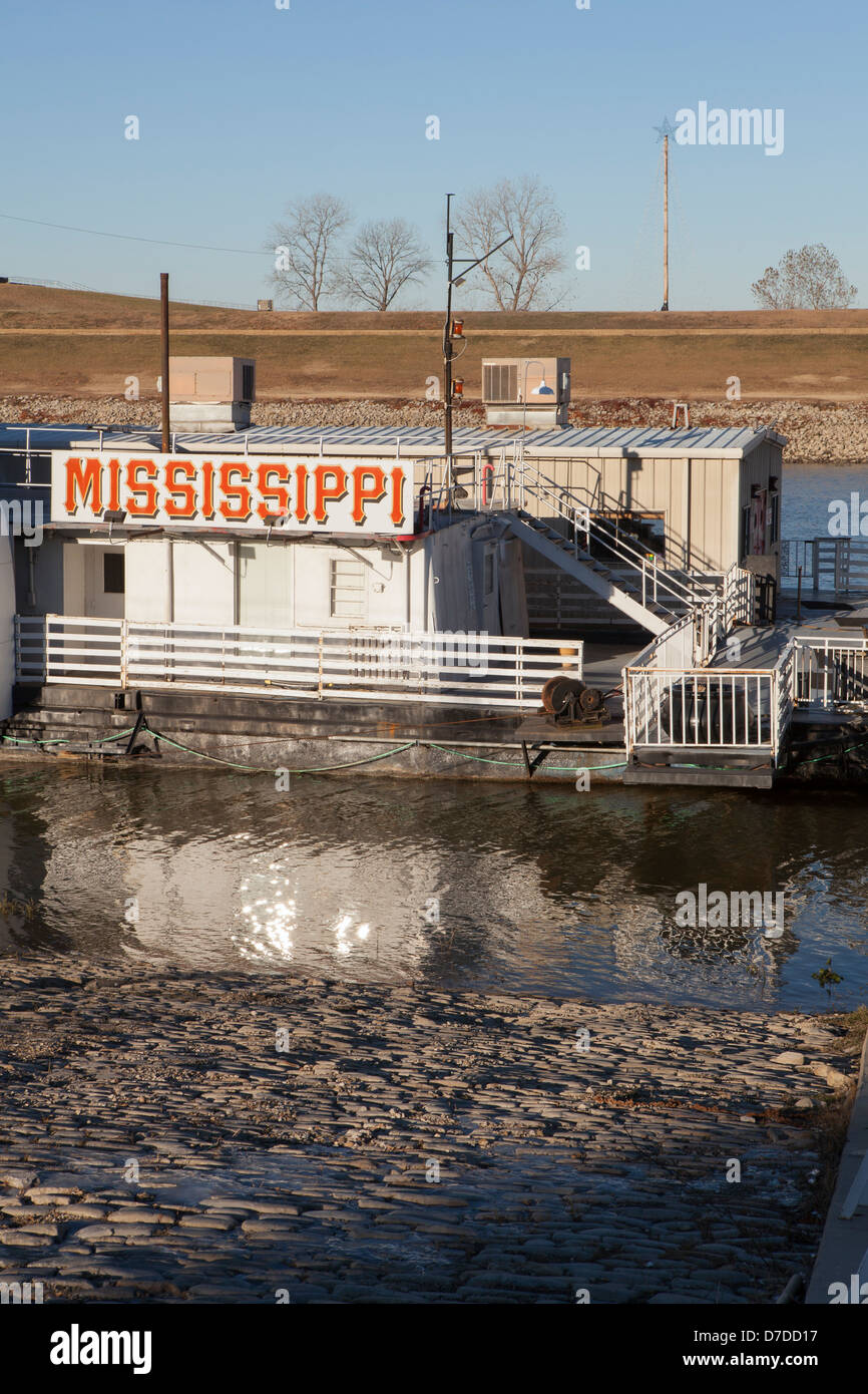 Photography capt john lozier river boat hi-res stock photography and ...