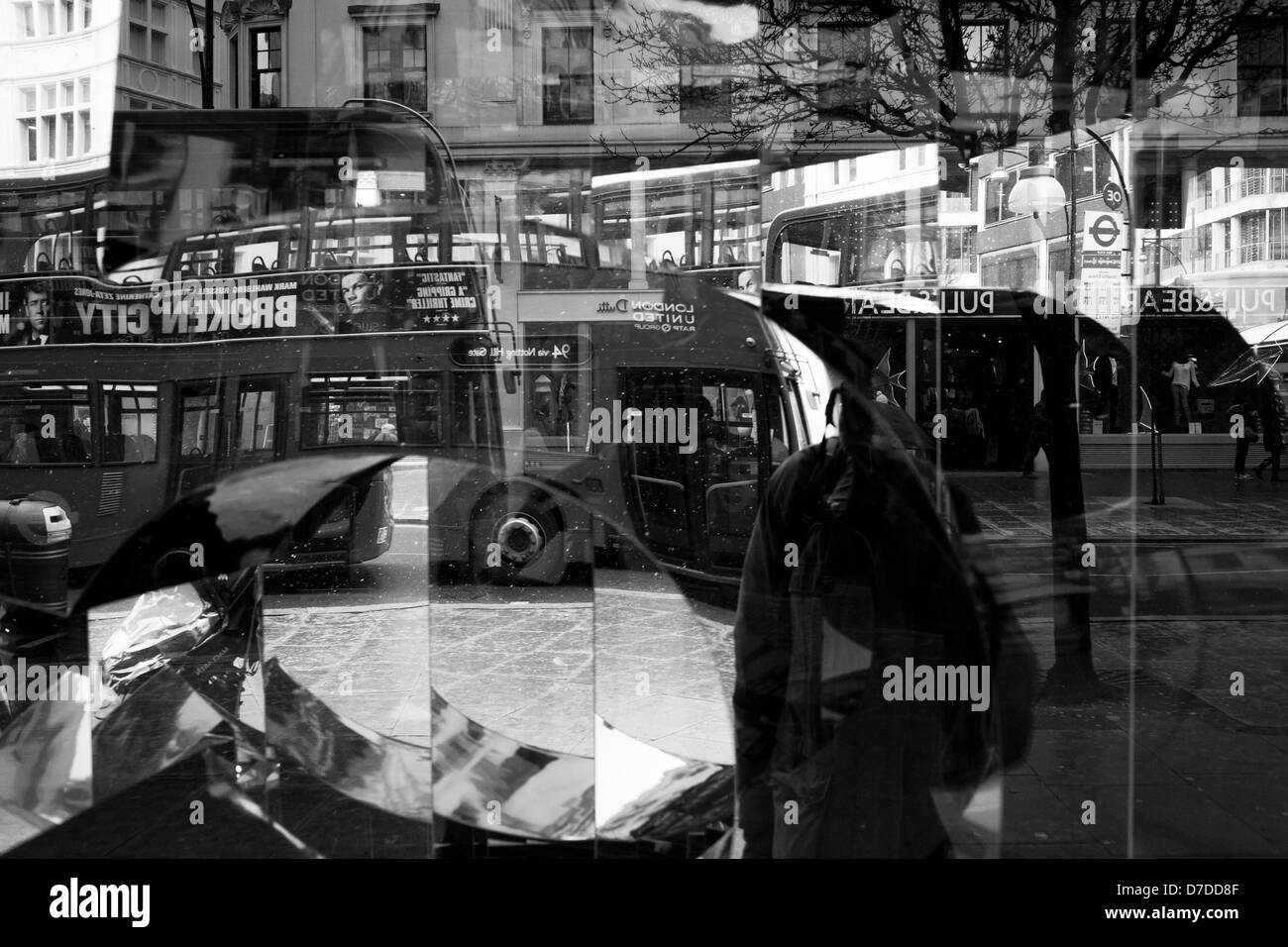 Reflections in a shop window hi-res stock photography and images - Alamy