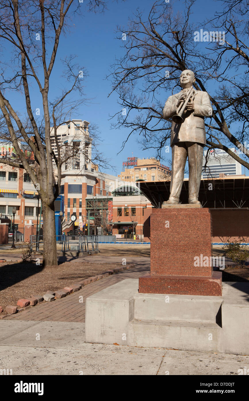 A statue of the "father of blues" William Christopher Handy in Memphis ...