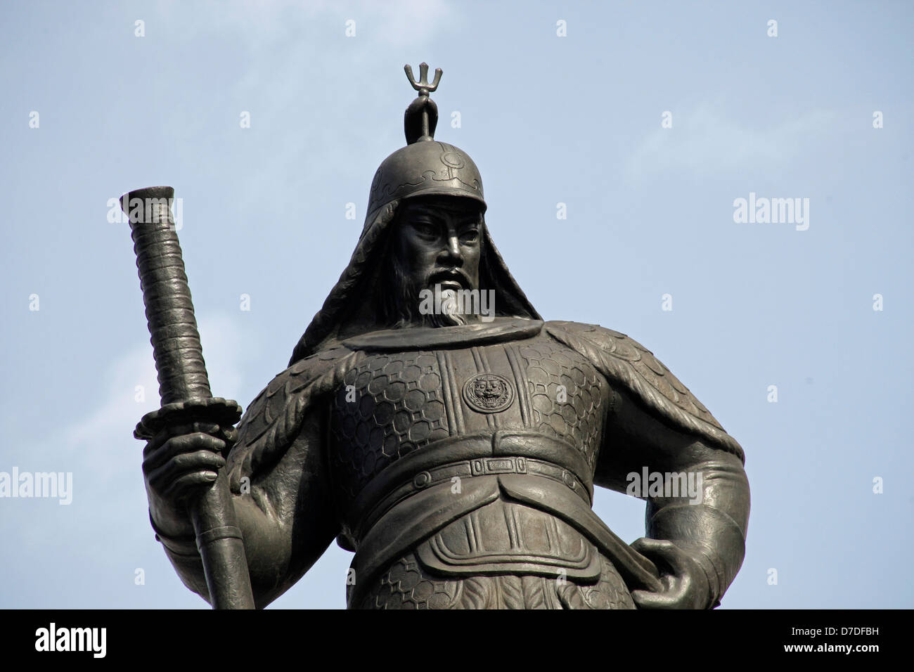 Admiral yi sun shin statue hi-res stock photography and images - Alamy