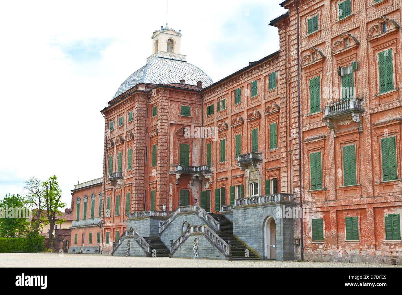 Castello racconigi hi-res stock photography and images - Alamy