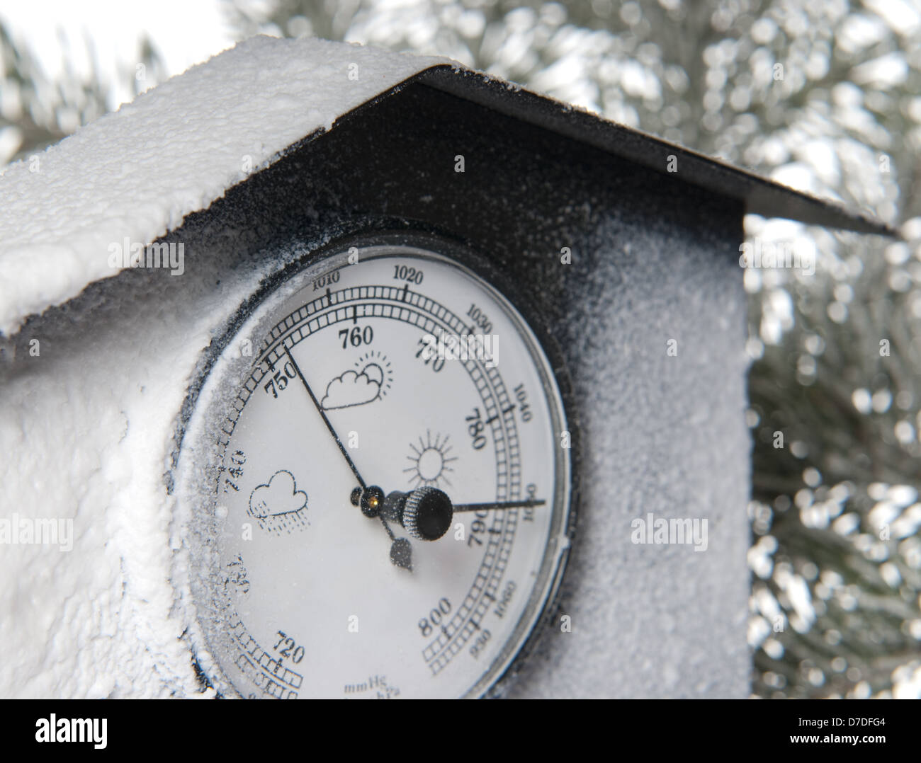 Barometer face hi-res stock photography and images - Alamy