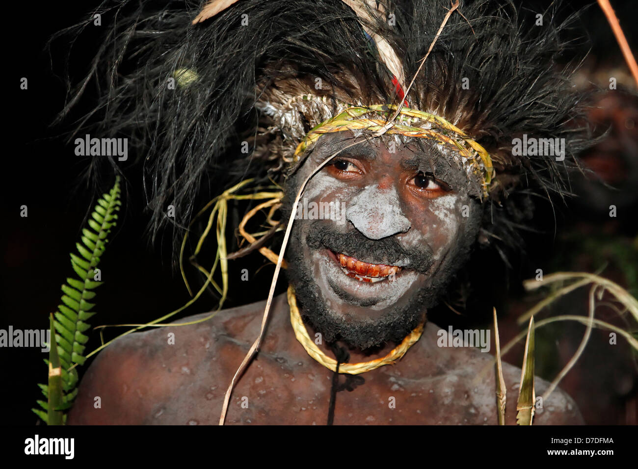Papua new guinea native people hi-res stock photography and images - Alamy