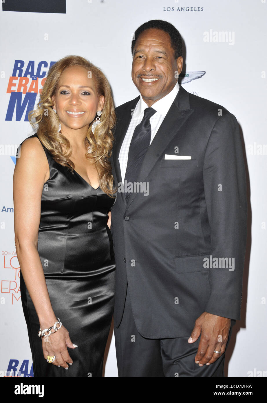 Los Angeles, California, USA. 3rd May 2013. Dave Winfield, Tonya ...