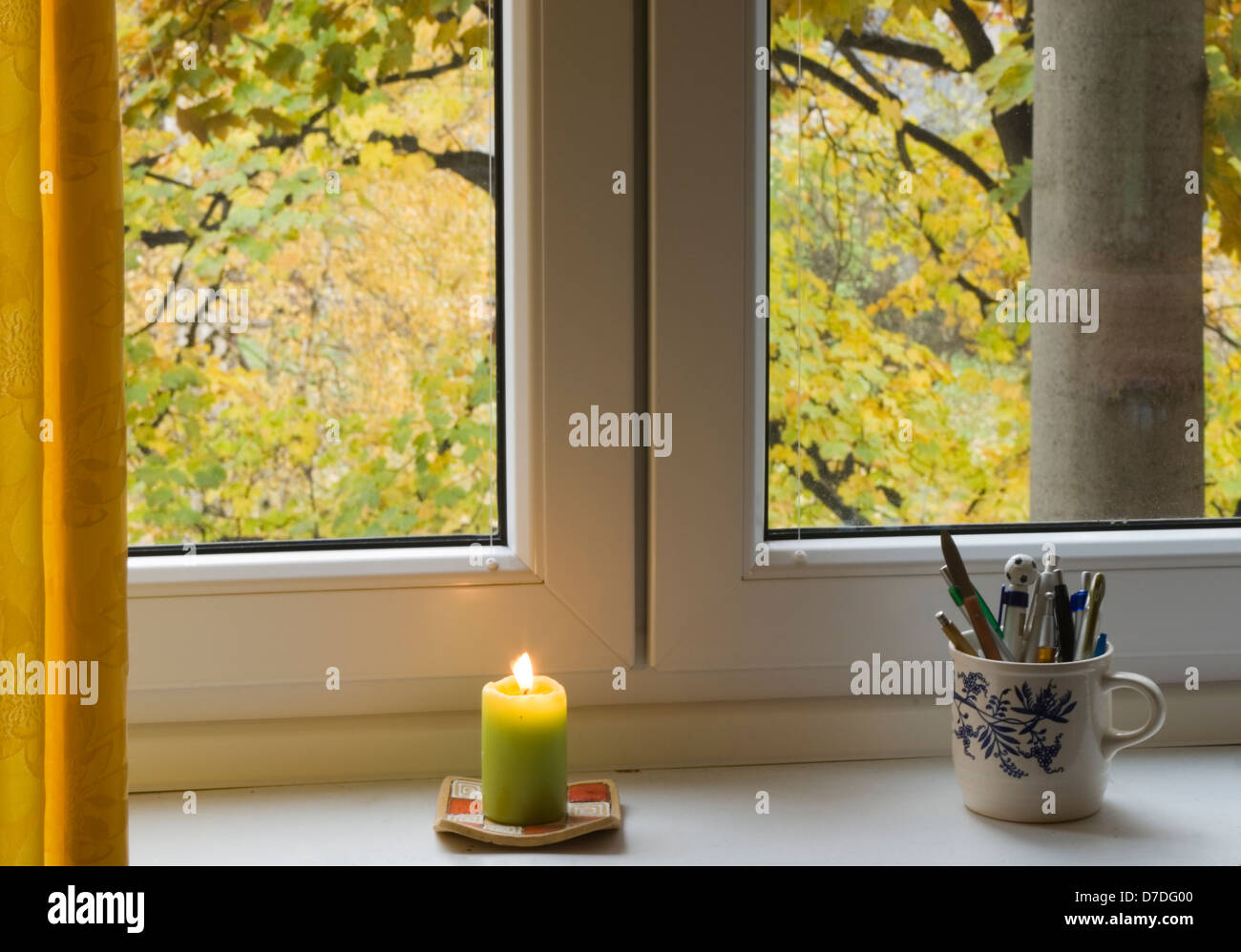 Fire flame window hi-res stock photography and images - Alamy