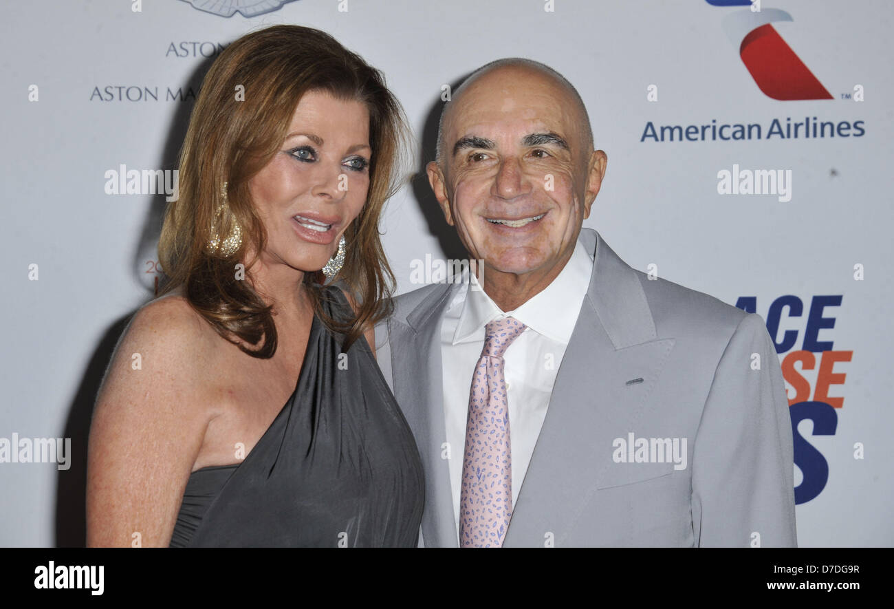 Linell thomas hi-res stock photography and images - Alamy