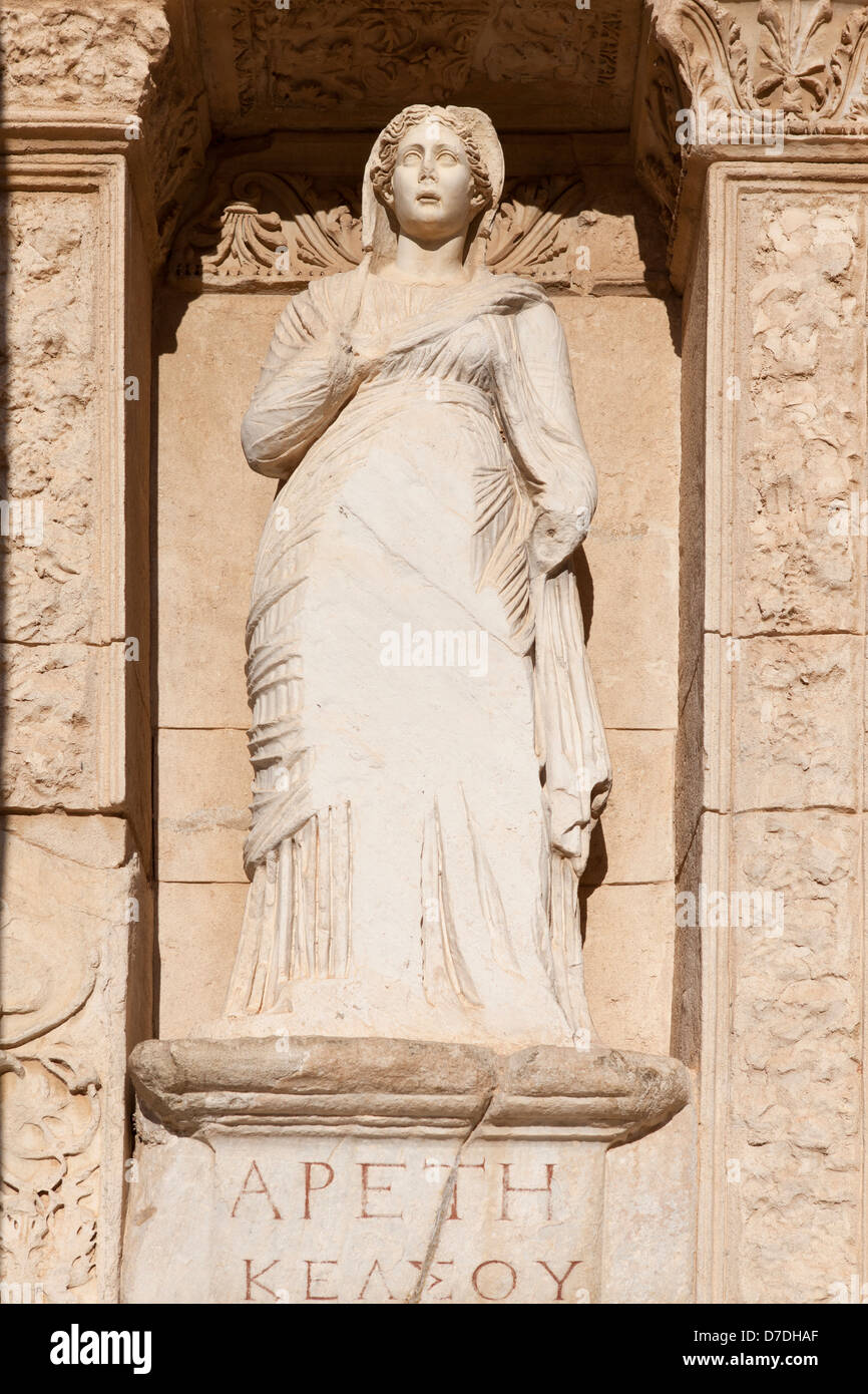 Statue of Celcus Library in Ephesus, Turkey Stock Photo - Alamy