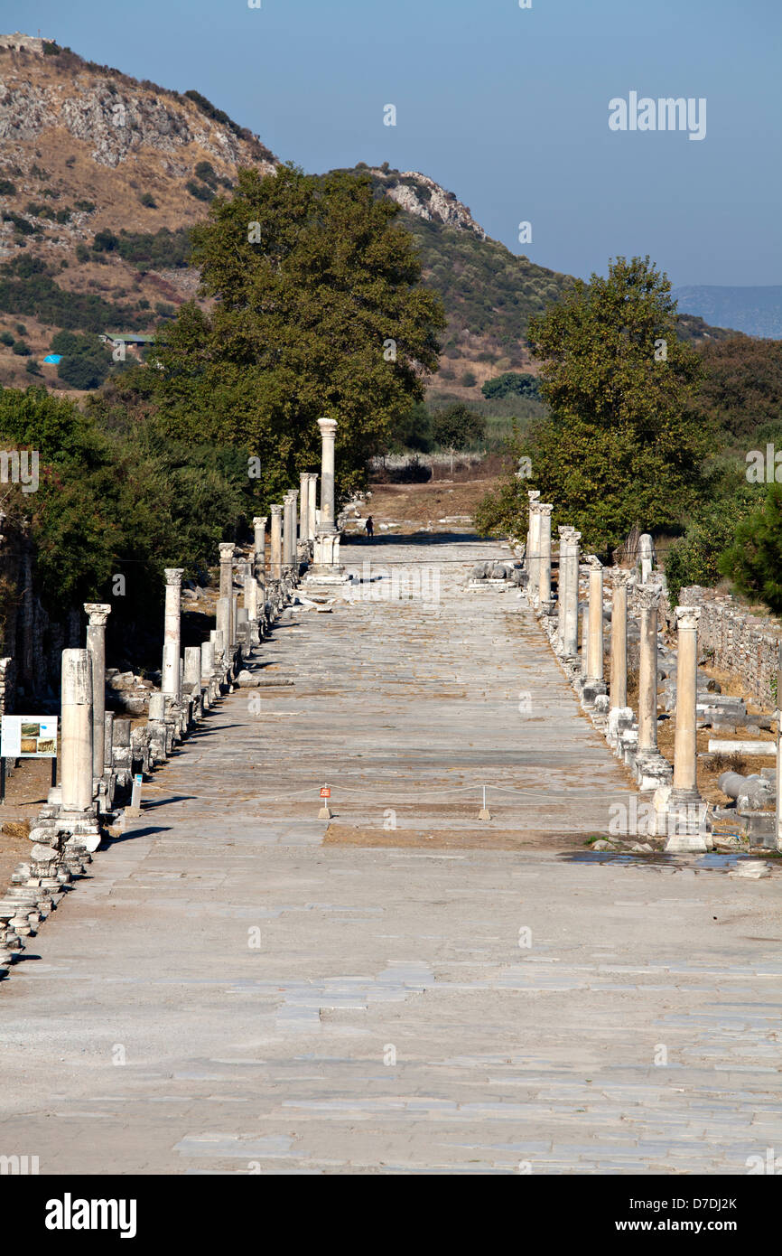 Izmir street hi-res stock photography and images - Alamy