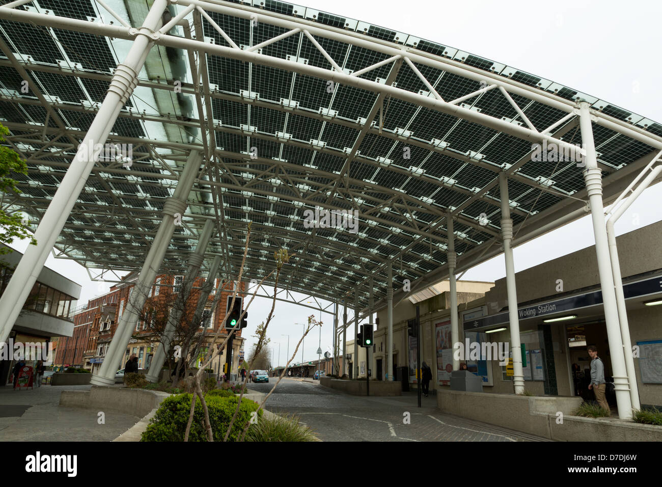 Woking train station hi-res stock photography and images - Alamy