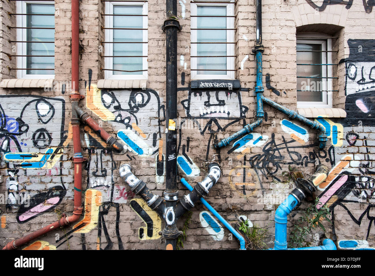Hackney wick graffiti hi-res stock photography and images - Alamy